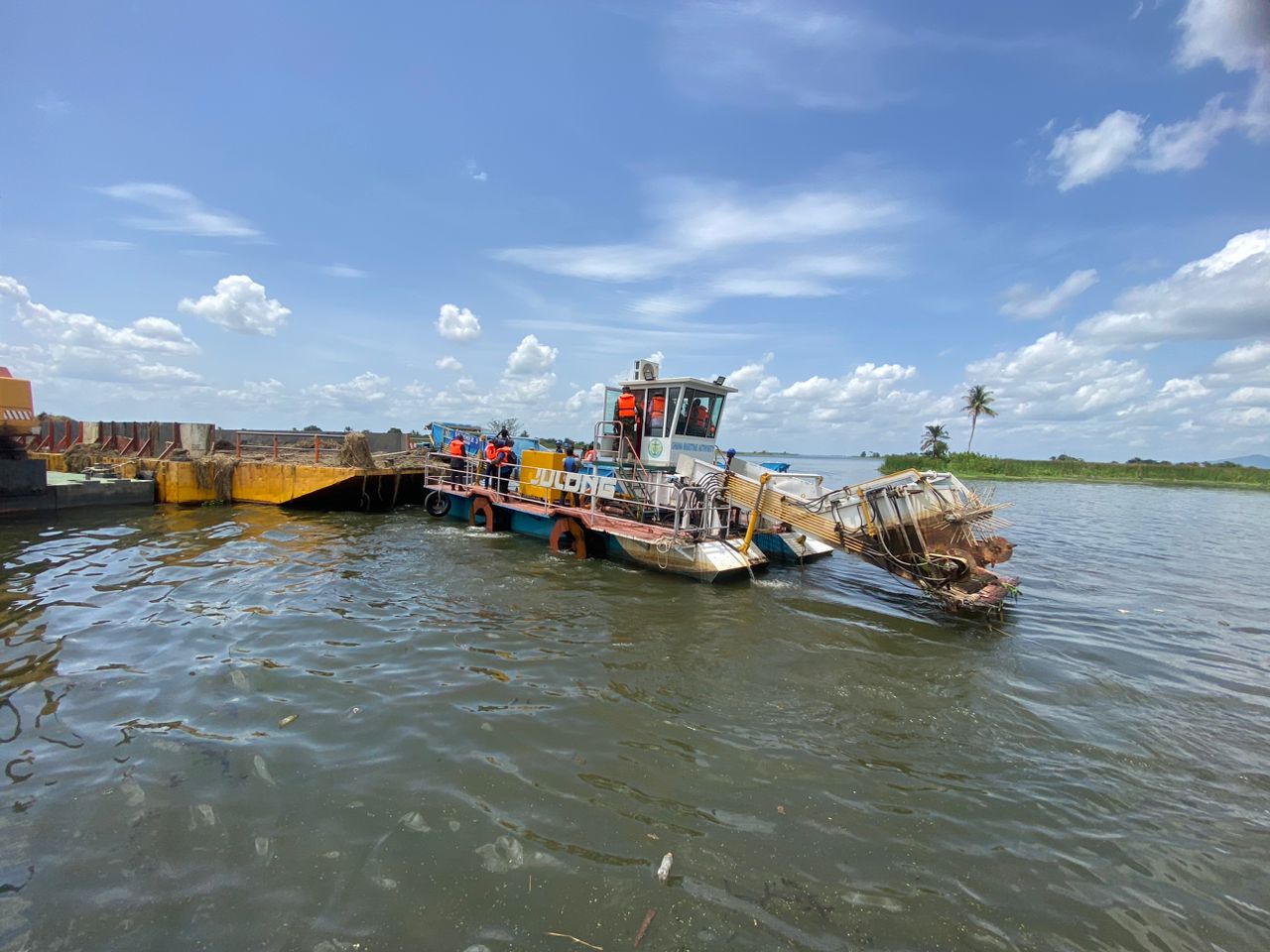 Ghana Maritime Authority and VRA begin major dredging operation on the ...